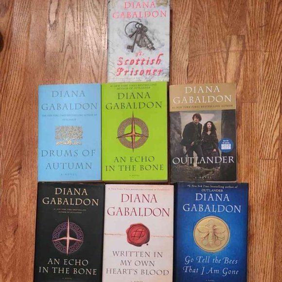 Other | Outlander Book Series 7 Book Bundle Diana Gabaldon Euc Sam ...